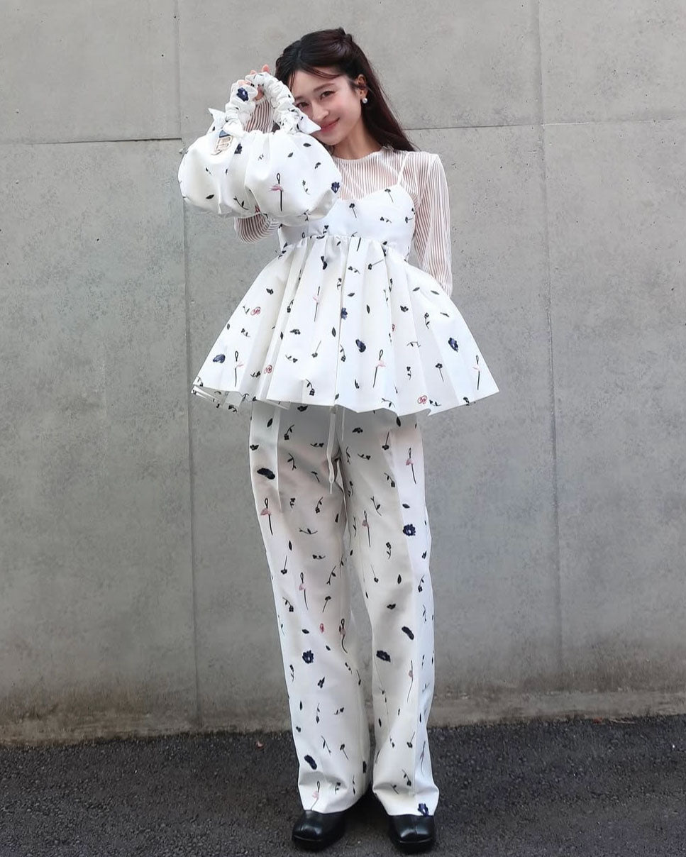 B. BLOOMY SLACKS/158cm/着用サイズM｜Bibiy.